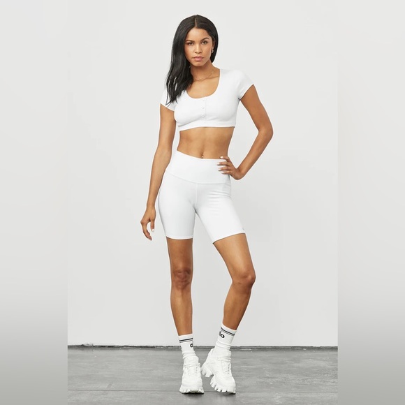 ALO Yoga | Tops | Brand New Never Worn Alo Top | Poshmark